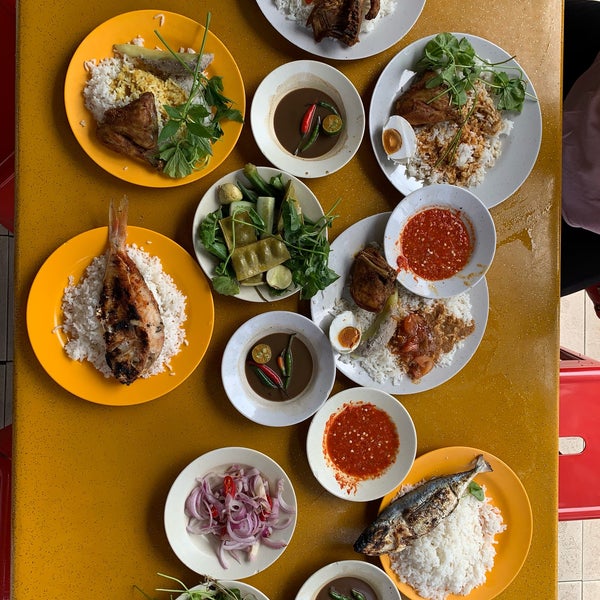 Photos at Restoran Mat Binjai - 31 tips