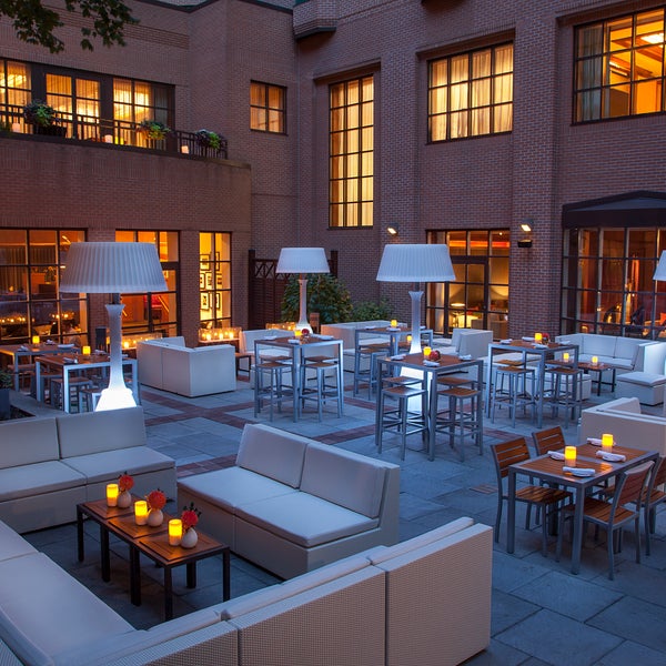 Proof Bar - Cocktail Bar in The Annex