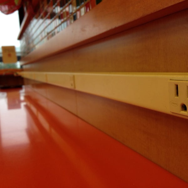 Popeyes Louisiana Kitchen - Fried Chicken Joint in Western Laredo