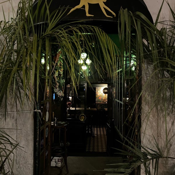 Monkey Club - Cocktail Bar in Lyon