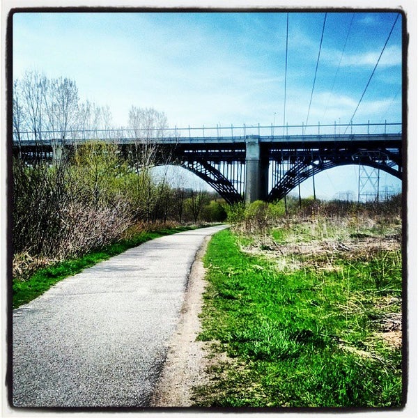 Don Valley Trail - Riverdale - Toronto, ON