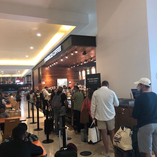 Starbucks - Terminal 3