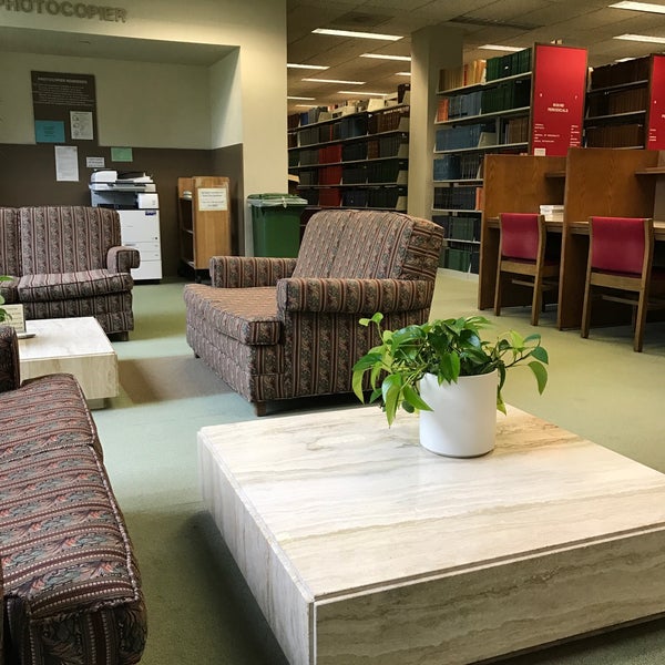 Roberts Library, Southwestern Baptist Theological Seminary - College ...