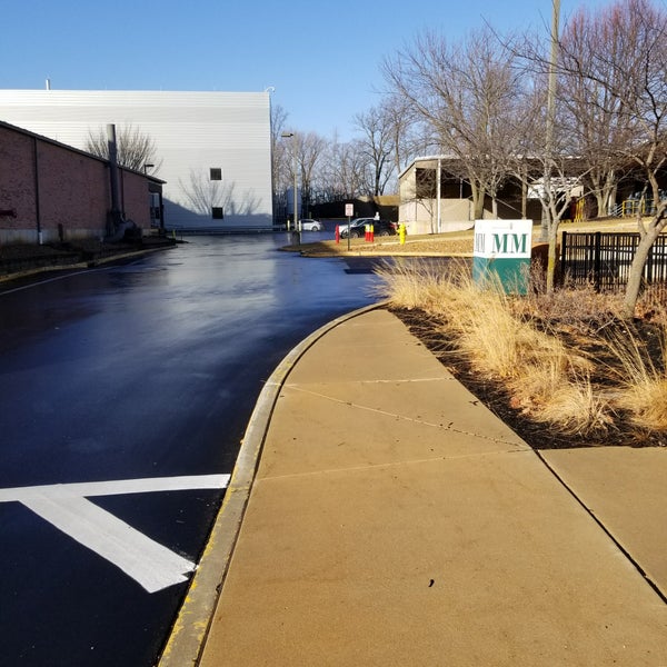 Pfizer - 700 Chesterfield Pkwy W