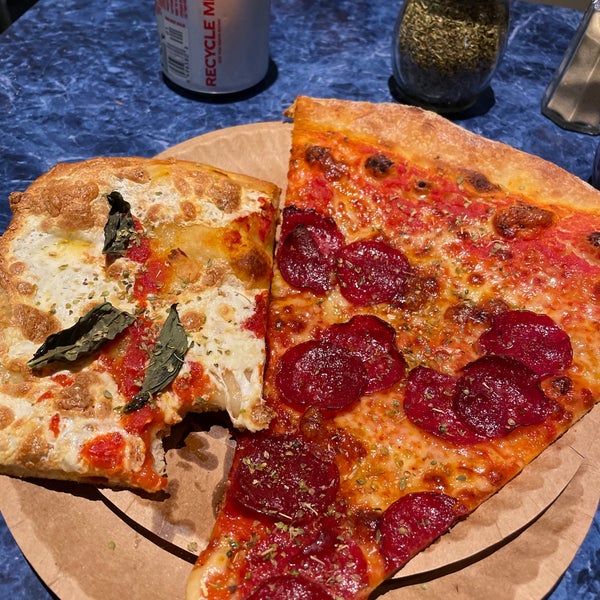 Scarr's Pizza - Pizzeria in Chinatown