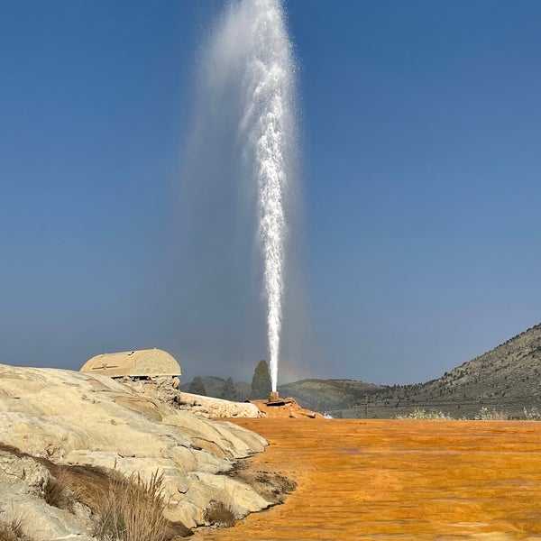 Soda Springs Geyser - Soda Springs, ID