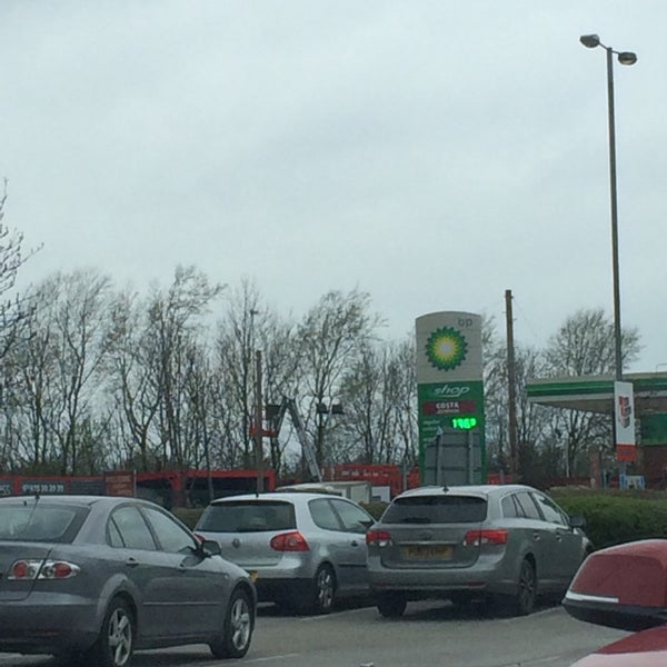 Photos at Lymm Motorway Services (Moto) - 20 tips from 1221 visitors