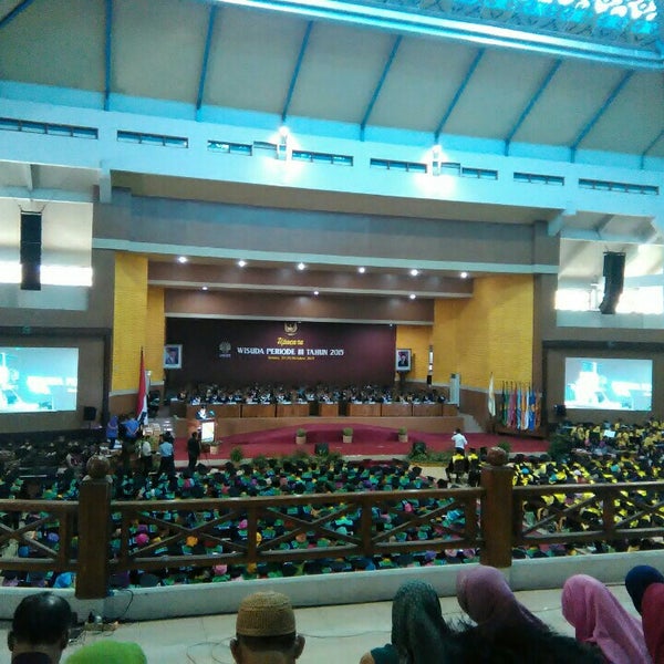 Gedung Auditorium Universitas Negeri Semarang - College Auditorium