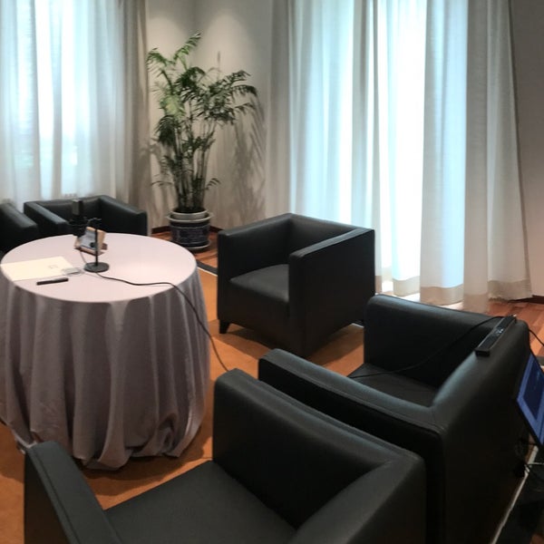 Embassy of Germany (德国驻华大使馆) - Embassy / Consulate in Beijing