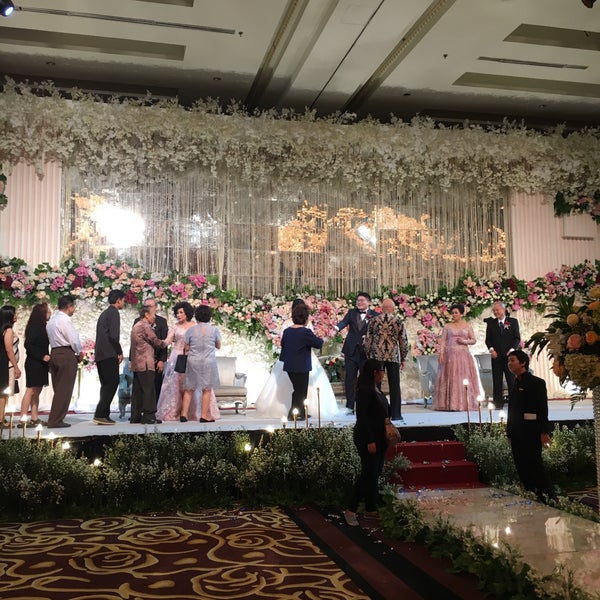 Sun City Grand Ballroom - Jakarta Barat - 8 tips from 1648 visitors