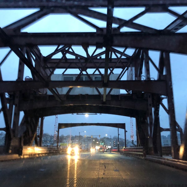 Andrew McArdle Bridge - Bridge in Boston