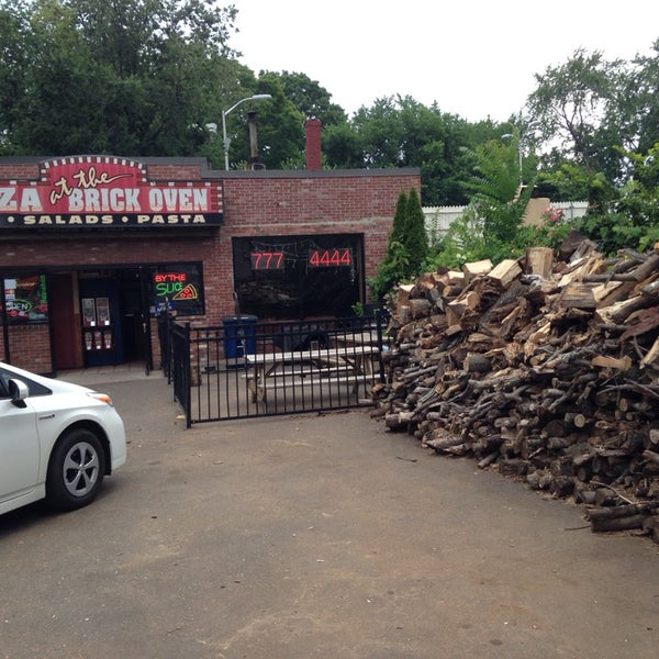 Photos at Brick Oven Pizza - Dwight - 122 Howe St