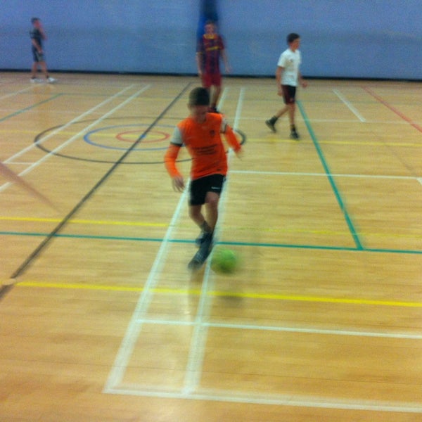 Pensby High School - High School in Pensby