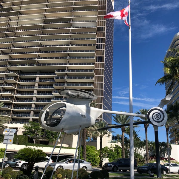 Bal Harbor / Haulover Beach South Jetty - Business Section of Bal ...