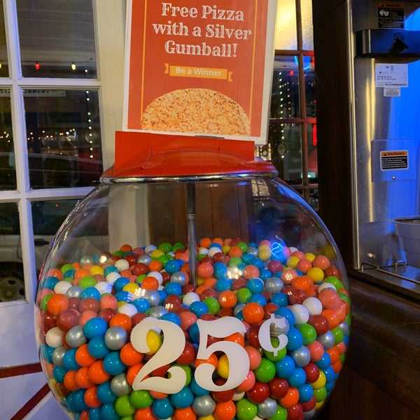 Red Banjo Pizza Parlour - 322 Main St.