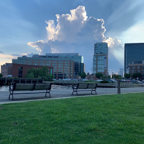 Rec Pier Hotel - Fells Point - 1715 Thames St