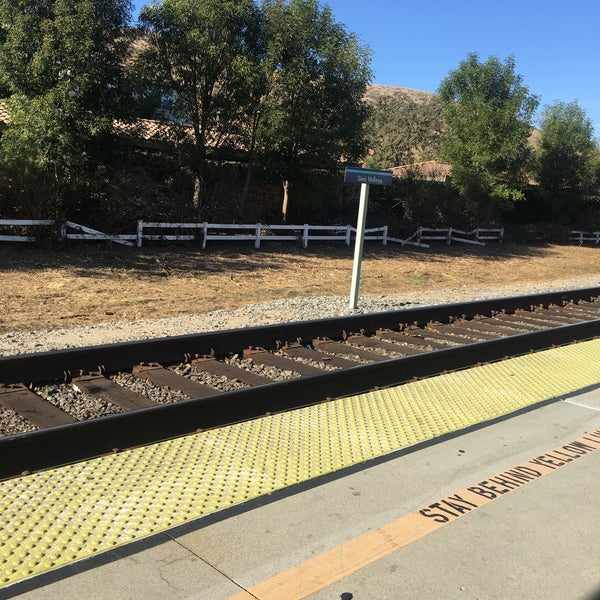 Metrolink Simi Valley Station - 5050 Los Angeles Ave.