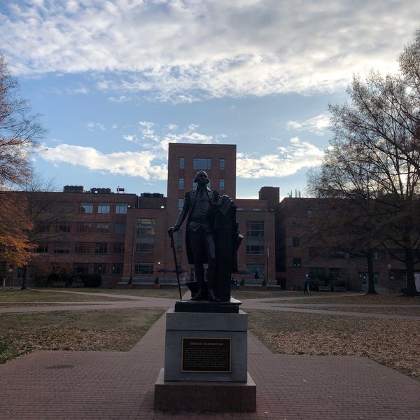 Photos at GWU University Yard - George Washington University - 5 tips