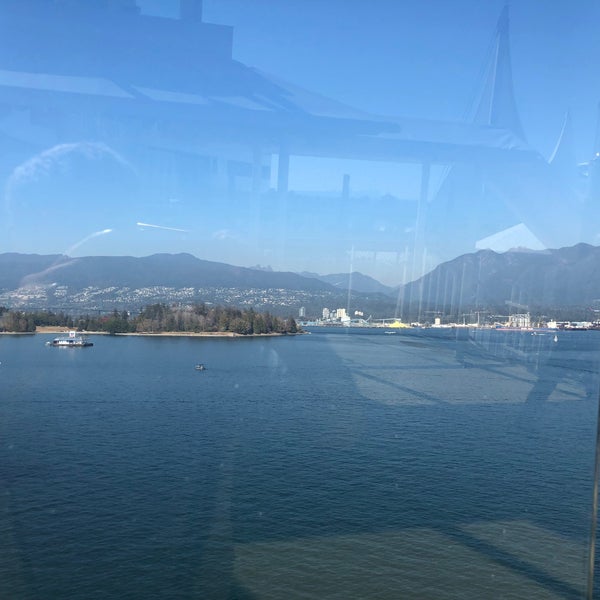 Canada Place Pier - Downtown Vancouver - 3 tips