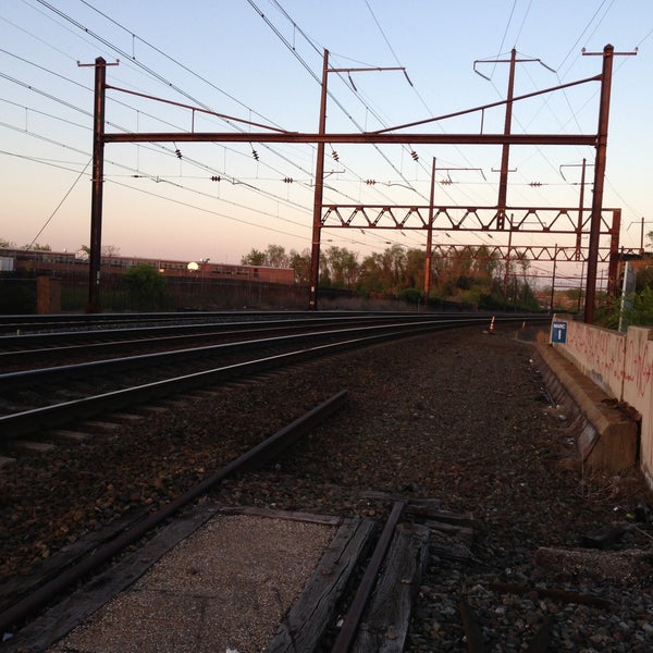 West Baltimore MARC Station - Rail Station in Baltimore