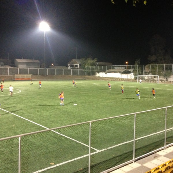 Cancha Guillermo Saavedra - Soccer Field in Rancagua