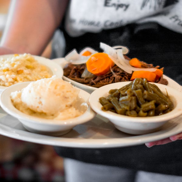 Vittles Restaurant - American Restaurant in Brentwood