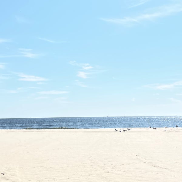 Surfrider Beach Club - Beach in Sea Bright
