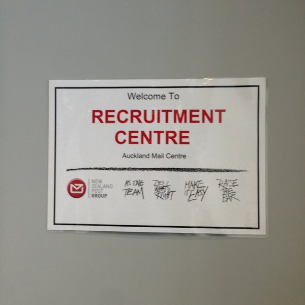 New Zealand Post (Auckland Mail Centre) - Post Office