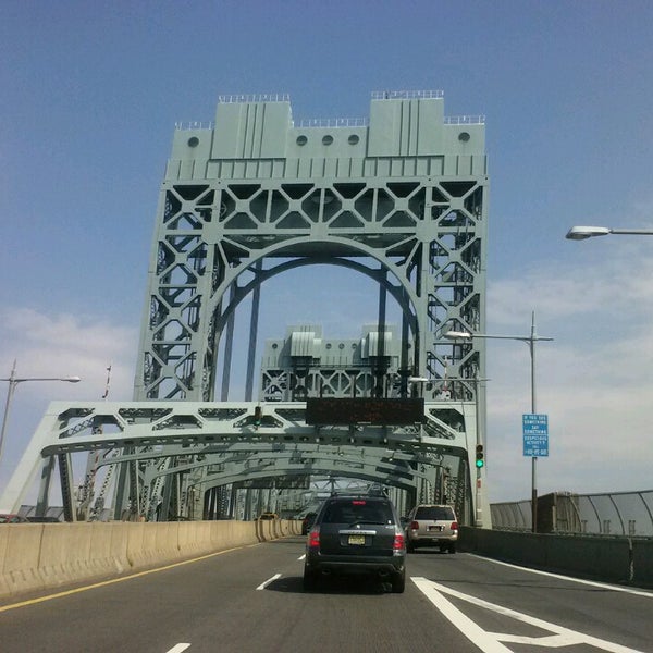 FDR Drive at Exit 17 - Intersection in New York