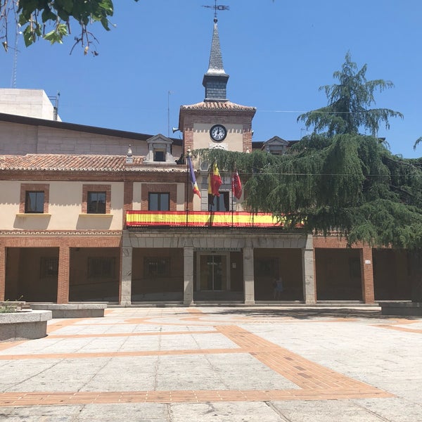 Ayuntamiento de Las Rozas - Plaza Mayor, 1
