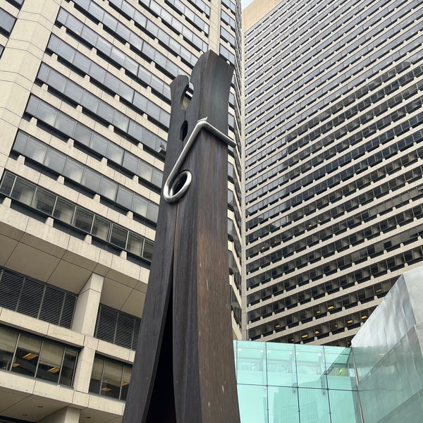 Philadelphia Giant Clothespin