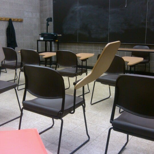 Photos at UIC - Stevenson Hall - University Village - Little Italy ...