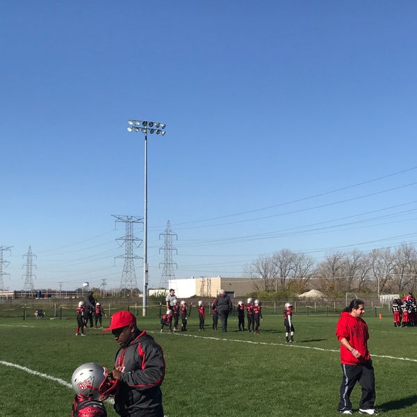 Burbank Titans field - 1 tip