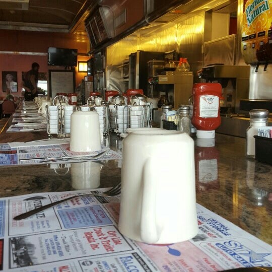 Pittston Diner - Diner