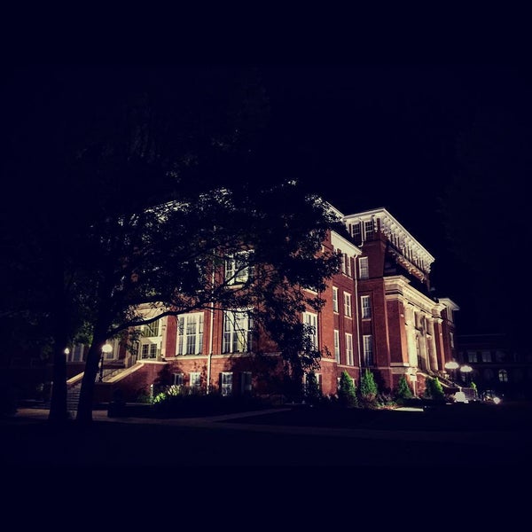 Lee Hall - College Arts Building in Mississippi