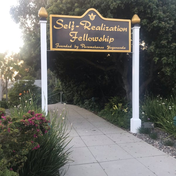 Self-Realization Fellowship - San Diego Temple - Spiritual Center in ...