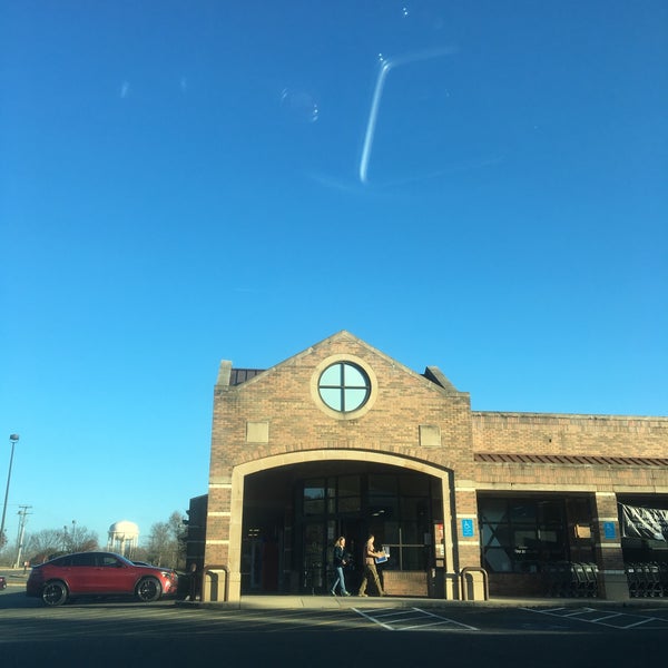 Fort Belvoir North Post EXPRESS - Fuel Station