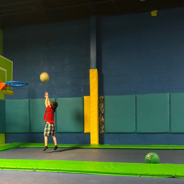 Photos at Jumping World - 4 tips from 118 visitors