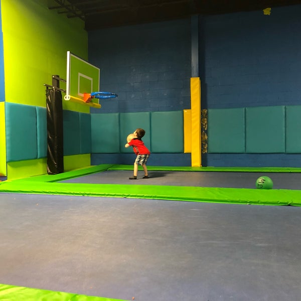 Photos at Jumping World - 4 tips from 118 visitors