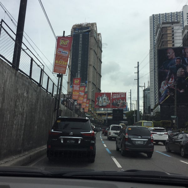 EDSA - Pioneer-Boni Intersection - Mandaluyong District 2 - 77 tips