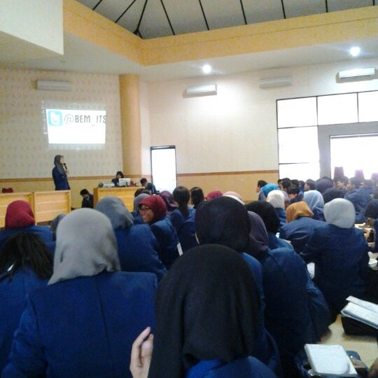 Gedung SCC Lantai 3 ITS - Kampus ITS