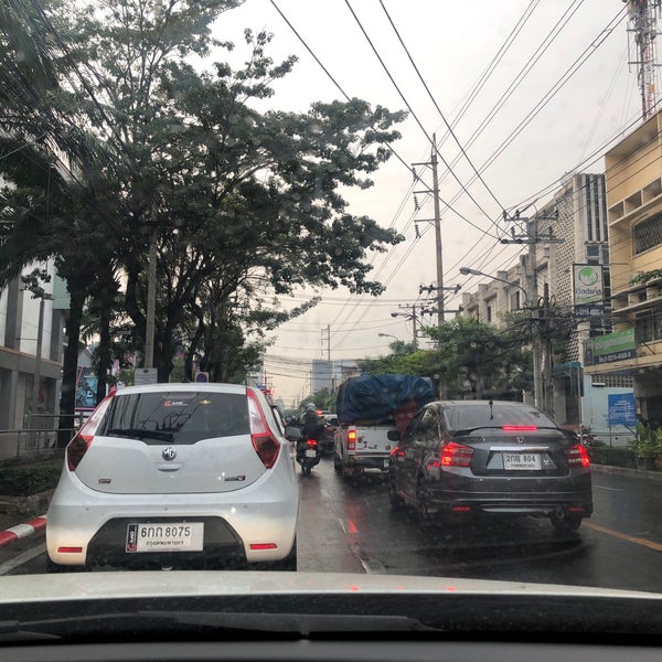 สะพานเจริญผล (Charoen Phol Bridge) - Bridge in Pathum Wan