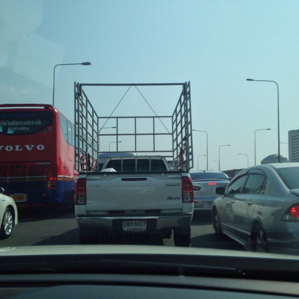 ทางพิเศษศรีรัช ส่วน A (Sirat Expressway Sector A) - Road in Phaya Thai