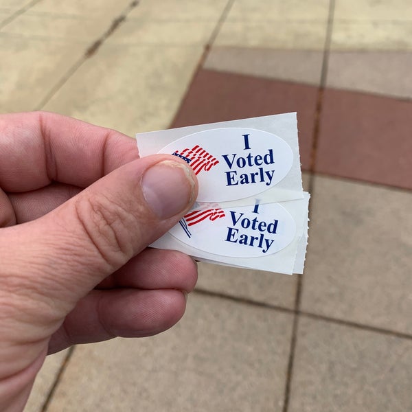 Elgin City Hall - City Hall in Elgin