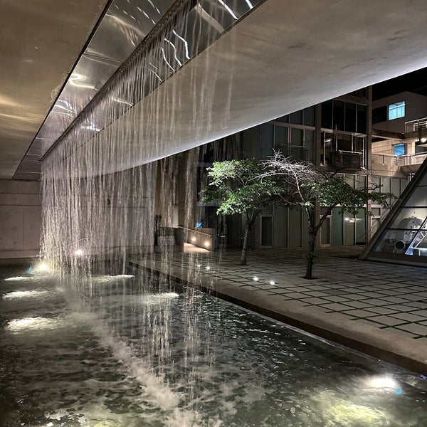 Waterfall Building - Structure in Vancouver