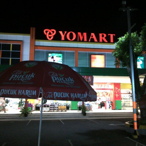Yomart Pusat - Office in bandung