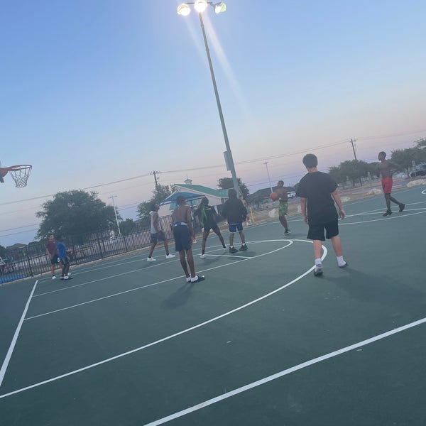 Robin Bledsoe Park - 9 tips from 277 visitors