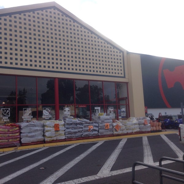 Bunnings Warehouse - Kangaroo Flat, VIC