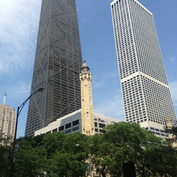 CTA Bus Stop 1123 - Streeterville - 7 tips from 449 visitors