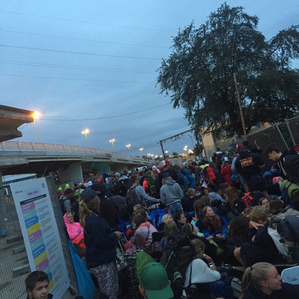 Station Kiewit - Rail Station